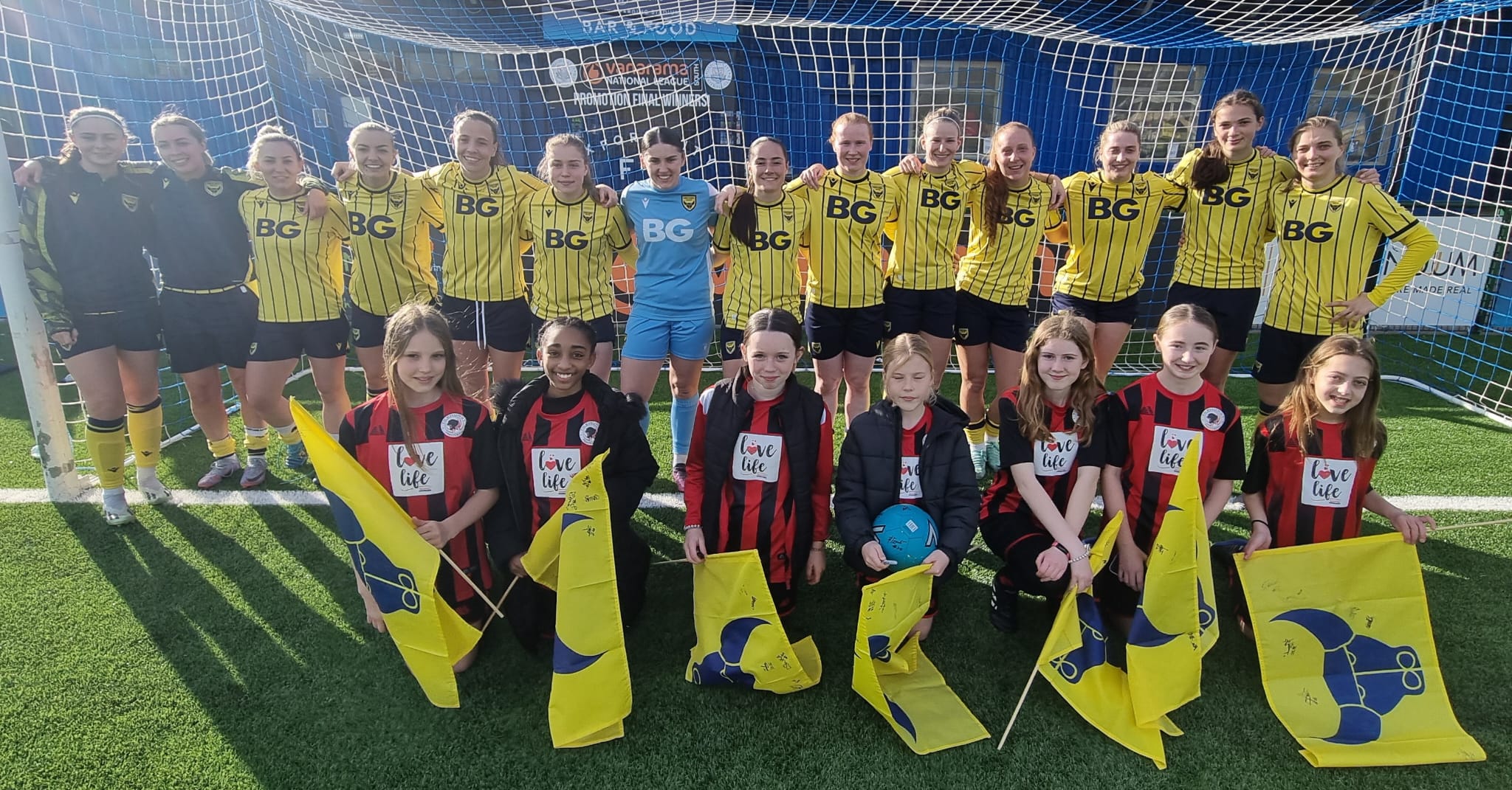 Tilehurst Panthers Under 12s Shine as Guard of Honour for Oxford United ...